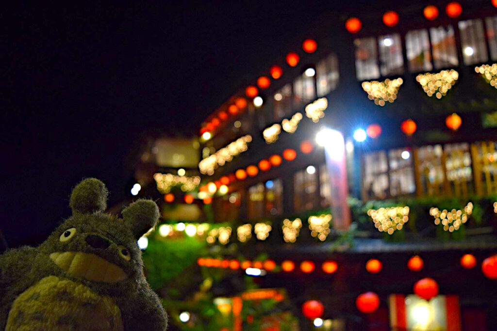 Jiufen Old Street: 5 Enchanting Things to Do on a Jiufen Day Trip ...